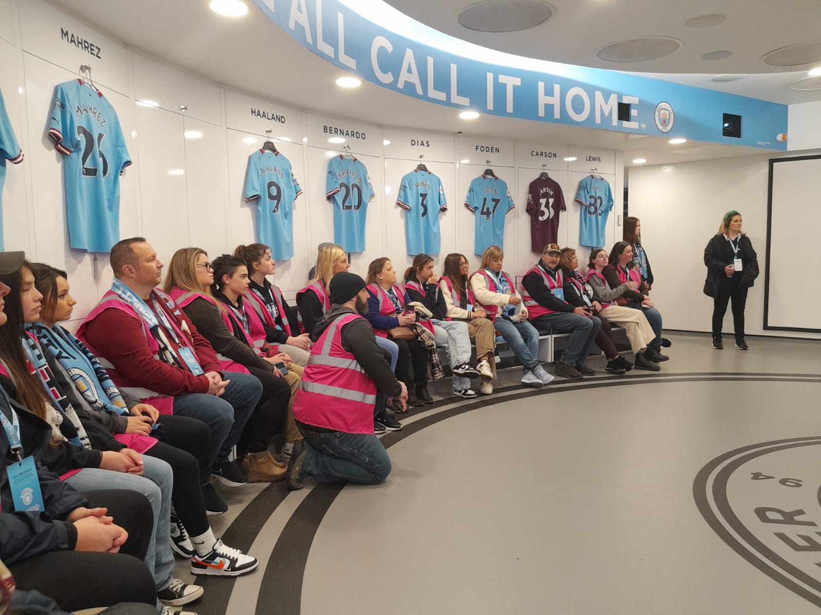 UK Football Experiences - Premier League - FTI SportsTours